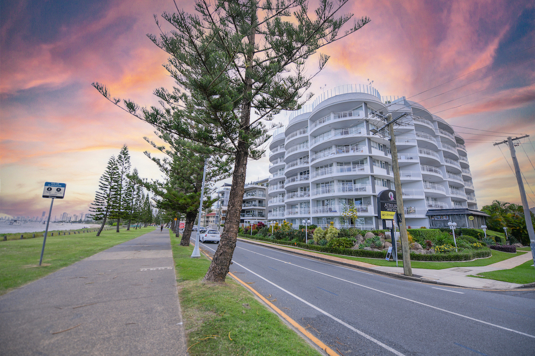 Onsite Cafe - The Atrium Waterfront Resort